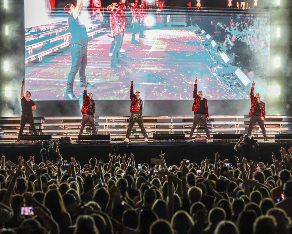 Throwback 2K - NKOTB’s Magic Summer Tour!
